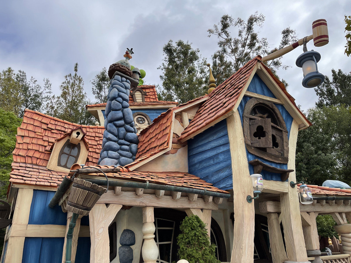 Goofy's Playhouse | Disneyland